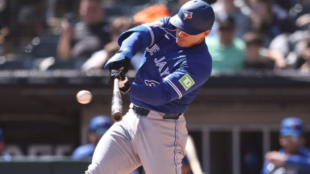 Brandon Valenzuela debuts with Blue Jays and is Mexican 153 in MLB - AM850